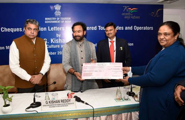 Cheques, sanction letters for loans handed over to stakeholders: Kishan ... Cheques, sanction letters for loans handed over to stakeholders: Kishan ...